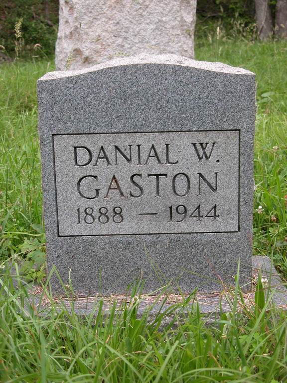 Dan Wellington Gaston - Lottie Laurentine Lieber